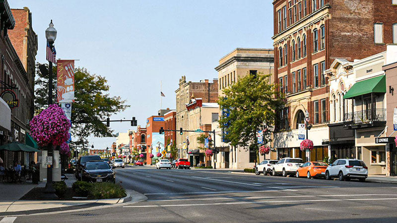 Local Favorites! – Wolfies Nuts